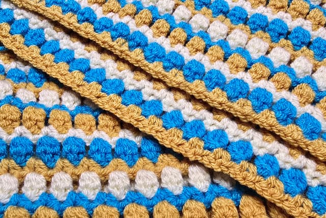 How to crochet a foundation chains (step-by-step for beginners)