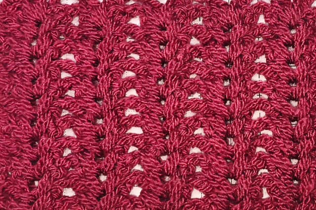 How to crochet a foundation chains (step-by-step for beginners)