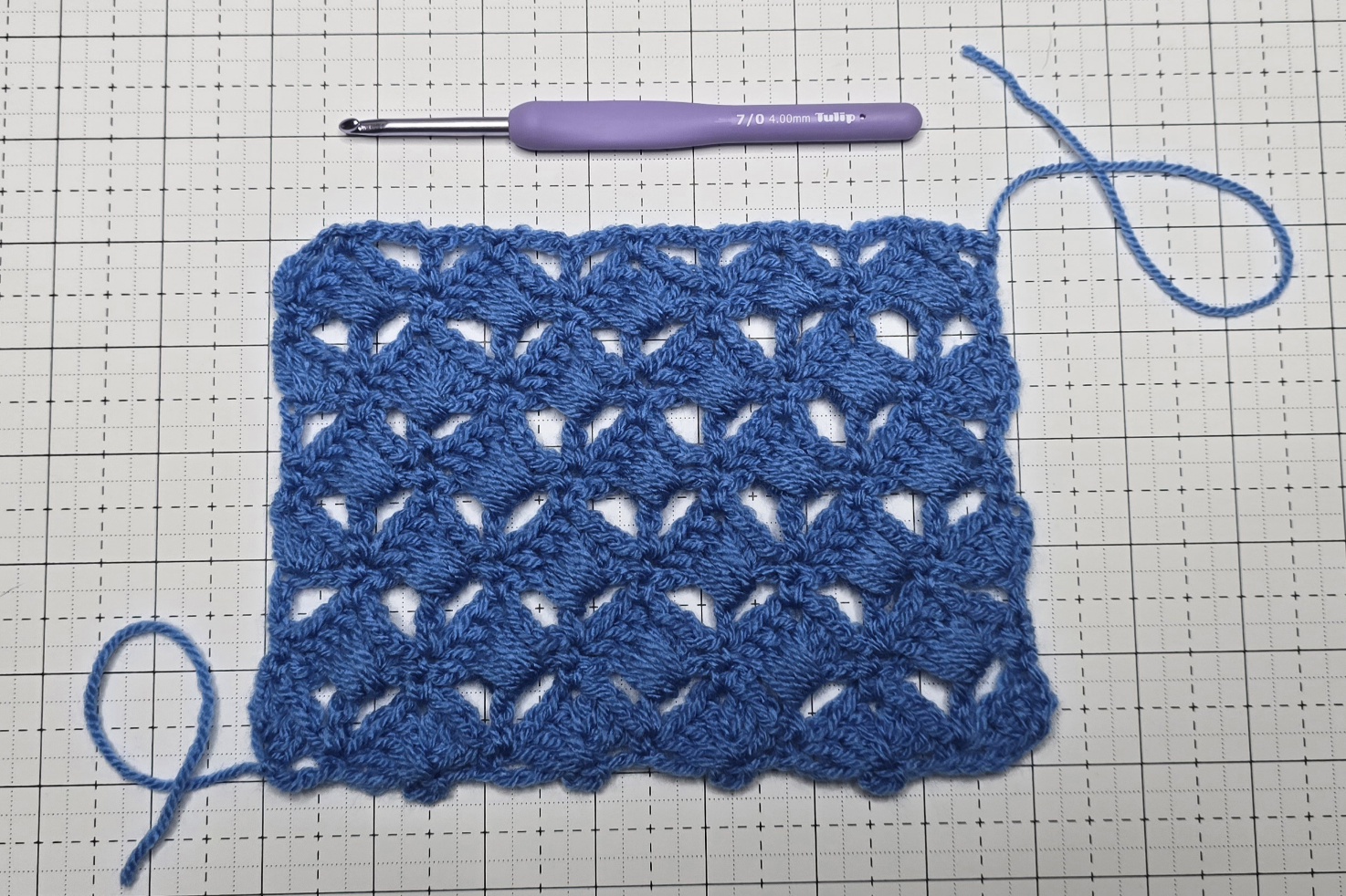 How to crochet the overlapping shell stitch (step-by-step challenged ...